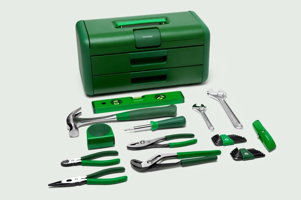 Character - The Essential Set (The Toolbox & 13 Tools): Character ...